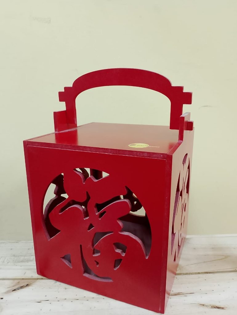 Wooden Lantern Box | DE WOODPANEL RESOURCES